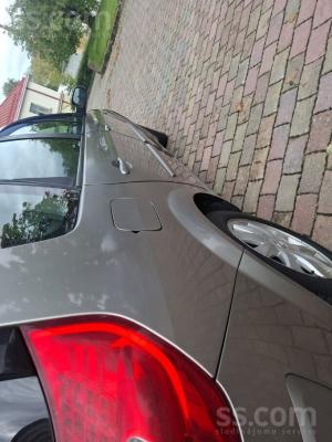 Brūns Renault Scenic 2009 Saldus, ar dzinēja tilpumu 1.50 L un nobraukumu 280 tūkst. km par 1850 €, foto 20 vietnē AUTOMOTO.COM.LV