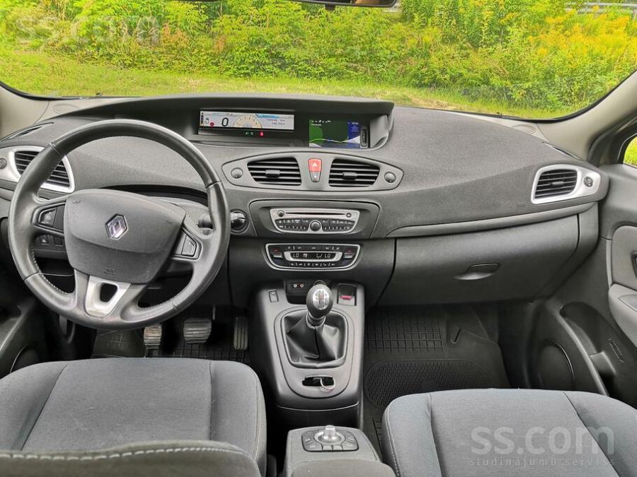 Brown Renault Scenic 2009 in Riga, with an engine capacity of 1.40 L and mileage of 140 thousand km for 2400 €, photo 2 on AUTOMOTO.COM.LV