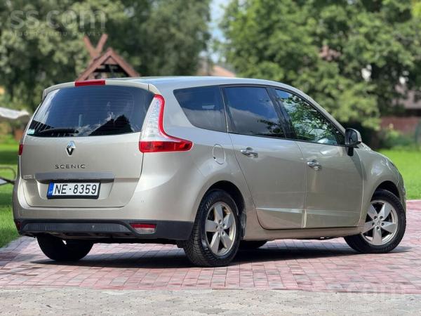 Brūns Renault Scenic 2009 Jelgava, ar dzinēja tilpumu 1.90 L un nobraukumu 284 tūkst. km par 2600 €, foto 8 vietnē AUTOMOTO.COM.LV