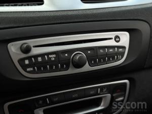 Brūns Renault Scenic 2009 Jelgava, ar dzinēja tilpumu 1.90 L un nobraukumu 284 tūkst. km par 2600 €, foto 16 vietnē AUTOMOTO.COM.LV