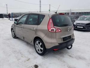 Brūns Renault Scenic 2010 Kauņa, ar dzinēja tilpumu 2.00 L un nobraukumu 337 tūkst. km par 2750 €, foto 7 vietnē AUTOMOTO.COM.LV