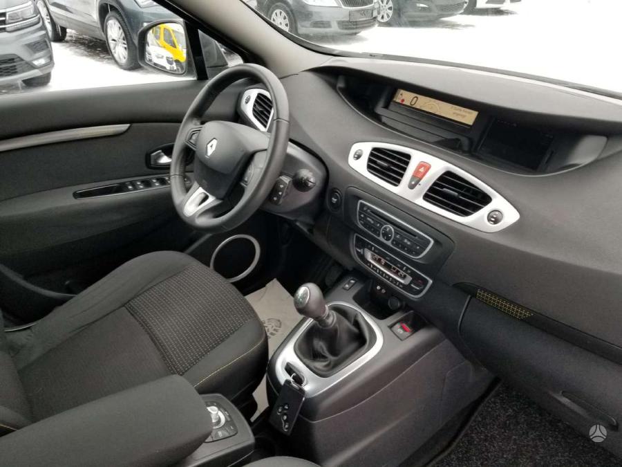 Brūns Renault Scenic 2010 Kauņa, ar dzinēja tilpumu 2.00 L un nobraukumu 337 tūkst. km par 2750 €, foto 10 vietnē AUTOMOTO.COM.LV