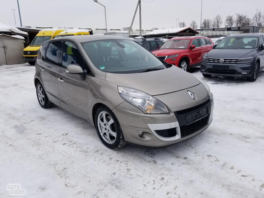 Brūns Renault Scenic 2010 Kauņa, ar dzinēja tilpumu 2.00 L un nobraukumu 337 tūkst. km par 2550 €, foto 3 vietnē AUTOMOTO.COM.LV