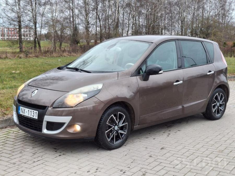 Brūns Renault Scenic 2011 Jelgava, ar dzinēja tilpumu 1.90 L un nobraukumu 243 tūkst. km par 5600 €, foto 1 vietnē AUTOMOTO.COM.LV