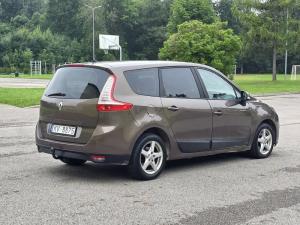 Brūns Renault Scenic 2011 Cēsis, ar dzinēja tilpumu 1.50 L un nobraukumu 262 tūkst. km par 2950 €, foto 8 vietnē AUTOMOTO.COM.LV