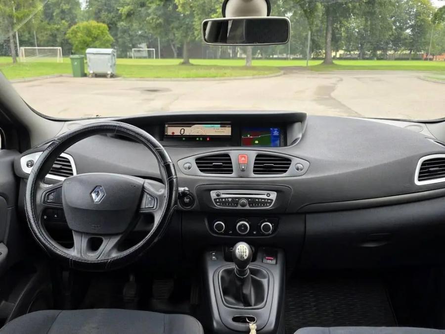 Brūns Renault Scenic 2011 Cēsis, ar dzinēja tilpumu 1.50 L un nobraukumu 262 tūkst. km par 2950 €, foto 17 vietnē AUTOMOTO.COM.LV