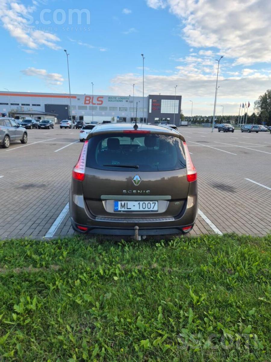 Brown Renault Scenic 2011 in Riga, with an engine capacity of 1.50 L and mileage of 240 thousand km for 3600 €, photo 5 on AUTOMOTO.COM.LV
