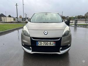Brūns Renault Scenic 2012 Tauragė, ar dzinēja tilpumu 1.46 L un nobraukumu 220 tūkst. km par 2200 €, foto  vietnē AUTOMOTO.COM.LV