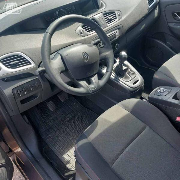 Brūns Renault Scenic 2012 Kauņa, ar dzinēja tilpumu 1.60 L un nobraukumu 189 tūkst. km par 4550 €, foto 8 vietnē AUTOMOTO.COM.LV