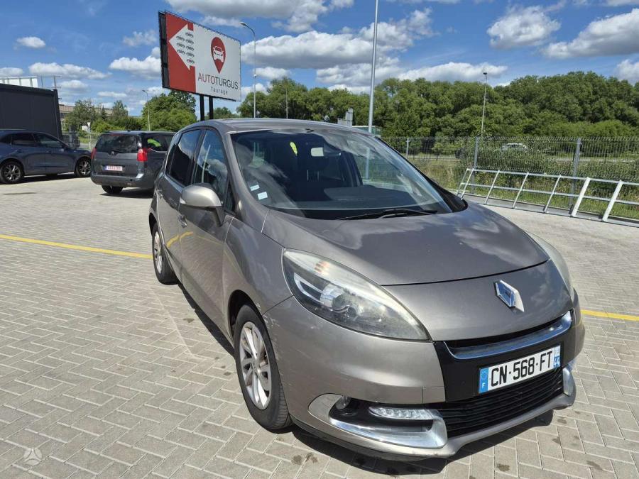 Brūns Renault Scenic 2012 Tauragė, ar dzinēja tilpumu 1.60 L un nobraukumu 230 tūkst. km par 2600 €, foto 3 vietnē AUTOMOTO.COM.LV