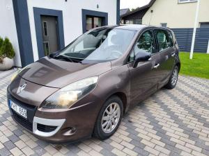 Brūns Renault Scenic 2012 Mažeikiai, ar dzinēja tilpumu 1.60 L un nobraukumu 329 tūkst. km par 2850 €, foto  vietnē AUTOMOTO.COM.LV