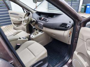 Brūns Renault Scenic 2012 Mažeikiai, ar dzinēja tilpumu 1.60 L un nobraukumu 329 tūkst. km par 2850 €, foto 10 vietnē AUTOMOTO.COM.LV