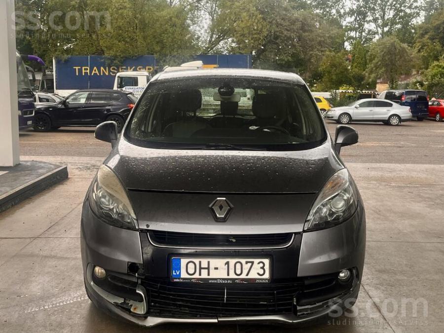 Brūns Renault Scenic 2012 Rīga, ar dzinēja tilpumu 1.50 L un nobraukumu 546 tūkst. km par 899 €, foto 6 vietnē AUTOMOTO.COM.LV