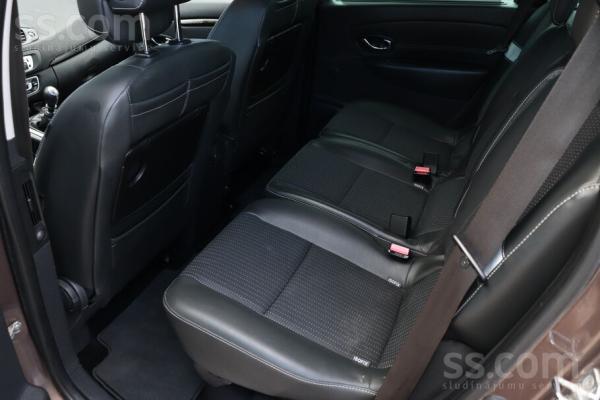 Brūns Renault Scenic 2012 Valmiera, ar dzinēja tilpumu 1.60 L un nobraukumu 212 tūkst. km par 4500 €, foto 9 vietnē AUTOMOTO.COM.LV