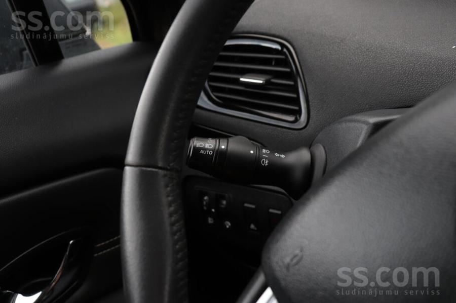 Brūns Renault Scenic 2012 Valmiera, ar dzinēja tilpumu 1.60 L un nobraukumu 212 tūkst. km par 4500 €, foto 17 vietnē AUTOMOTO.COM.LV