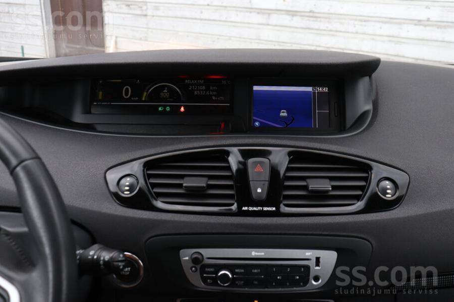 Brūns Renault Scenic 2012 Valmiera, ar dzinēja tilpumu 1.60 L un nobraukumu 212 tūkst. km par 4500 €, foto 21 vietnē AUTOMOTO.COM.LV