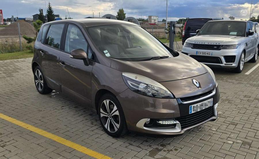 Brūns Renault Scenic 2012 Tauragė, ar dzinēja tilpumu 1.46 L un nobraukumu 173 tūkst. km par 2800 €, foto 4 vietnē AUTOMOTO.COM.LV