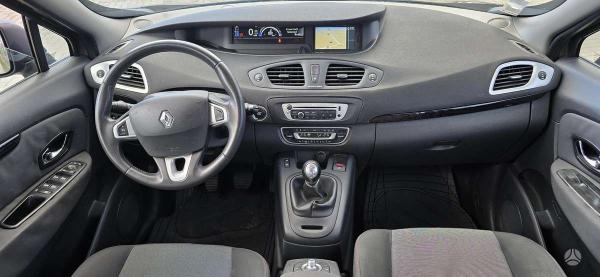 Brown Renault Scenic 2012 in Taurage, with an engine capacity of 1.46 L and mileage of 173 thousand km for 2800 €, photo 8 on AUTOMOTO.COM.LV