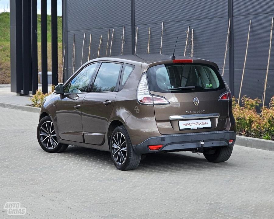 Brown Renault Scenic 2013 in Vilnius, with an engine capacity of 1.50 L and mileage of 300 thousand km for 3950 €, photo 7 on AUTOMOTO.COM.LV