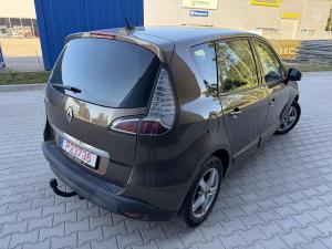 Brown Renault Scenic 2013 in Utena, with an engine capacity of 1.20 L and mileage of 161 thousand km for 3500 €, photo 9 on AUTOMOTO.COM.LV