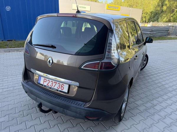 Brown Renault Scenic 2013 in Utena, with an engine capacity of 1.20 L and mileage of 161 thousand km for 3500 €, photo 10 on AUTOMOTO.COM.LV
