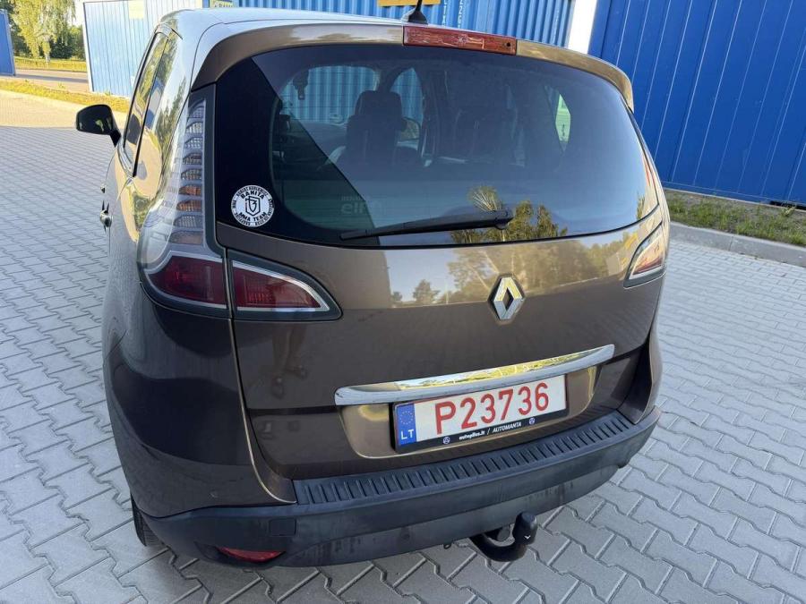 Brown Renault Scenic 2013 in Utena, with an engine capacity of 1.20 L and mileage of 161 thousand km for 3500 €, photo 12 on AUTOMOTO.COM.LV