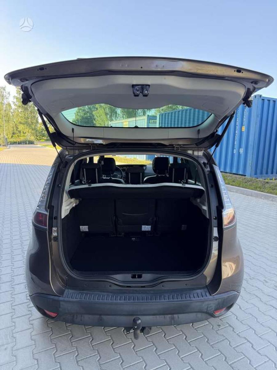 Brown Renault Scenic 2013 in Utena, with an engine capacity of 1.20 L and mileage of 161 thousand km for 3500 €, photo 26 on AUTOMOTO.COM.LV