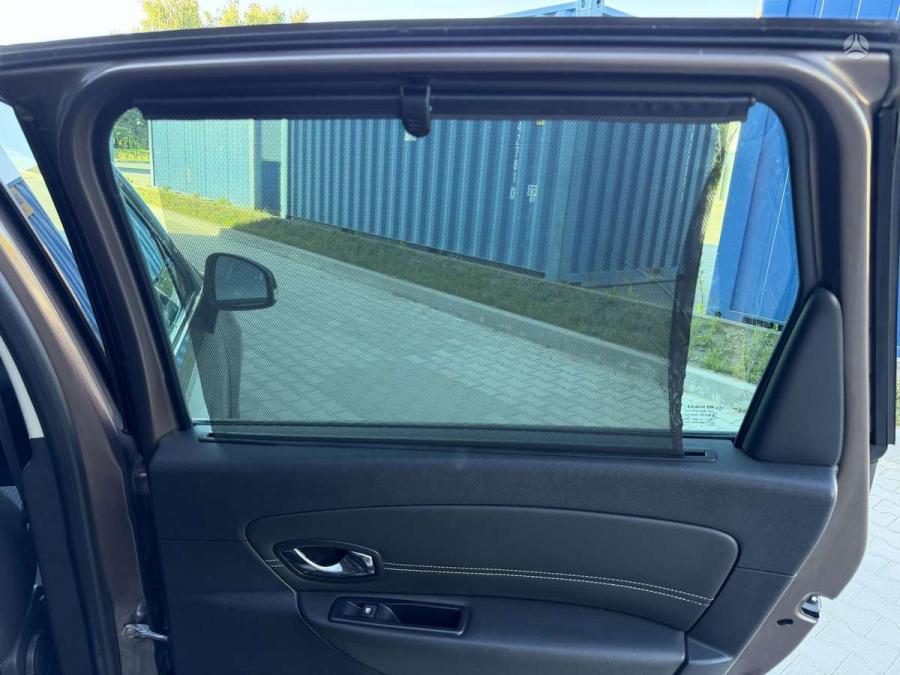 Brown Renault Scenic 2013 in Utena, with an engine capacity of 1.20 L and mileage of 161 thousand km for 3500 €, photo 35 on AUTOMOTO.COM.LV