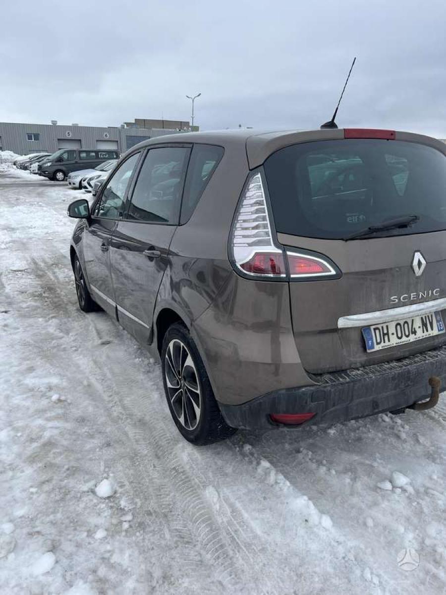 Brown Renault Scenic 2014 in Taurage, with an engine capacity of 1.46 L and mileage of 294 thousand km for 2950 €, photo 4 on AUTOMOTO.COM.LV