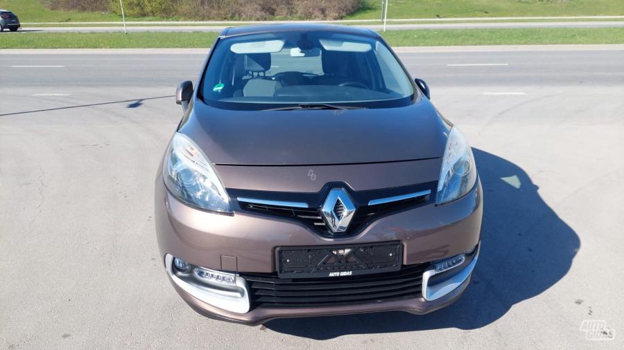 Brown Renault Scenic 2014 in Kaunas, with an engine capacity of 1.50 L and mileage of 231 thousand km for 4550 €, photo 3 on AUTOMOTO.COM.LV