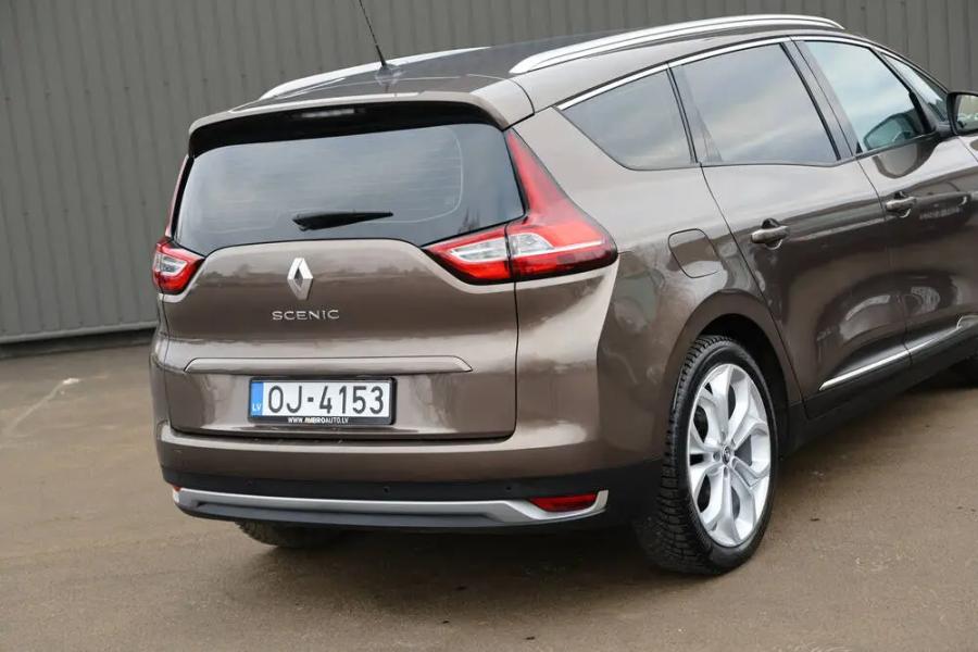 Brūns Renault Scenic 2017 Jelgava, ar dzinēja tilpumu 1.20 L un nobraukumu 180 tūkst. km par 9500 €, foto 9 vietnē AUTOMOTO.COM.LV