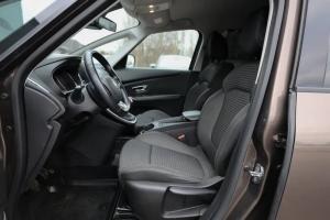 Brūns Renault Scenic 2017 Jelgava, ar dzinēja tilpumu 1.20 L un nobraukumu 180 tūkst. km par 9500 €, foto 12 vietnē AUTOMOTO.COM.LV