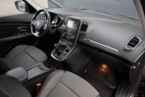 Brūns Renault Scenic 2017 Jelgava, ar dzinēja tilpumu 1.20 L un nobraukumu 180 tūkst. km par 9500 €, foto 16 vietnē AUTOMOTO.COM.LV