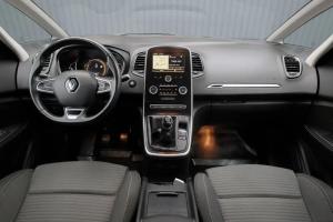 Brūns Renault Scenic 2017 Jelgava, ar dzinēja tilpumu 1.20 L un nobraukumu 180 tūkst. km par 9500 €, foto 20 vietnē AUTOMOTO.COM.LV