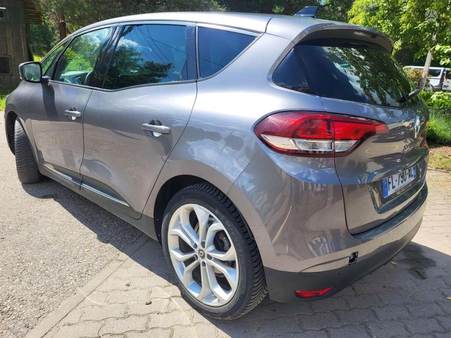 Brūns Renault Scenic 2019 Utena, ar dzinēja tilpumu 1.75 L un nobraukumu 270 tūkst. km par 5700 €, foto 12 vietnē AUTOMOTO.COM.LV