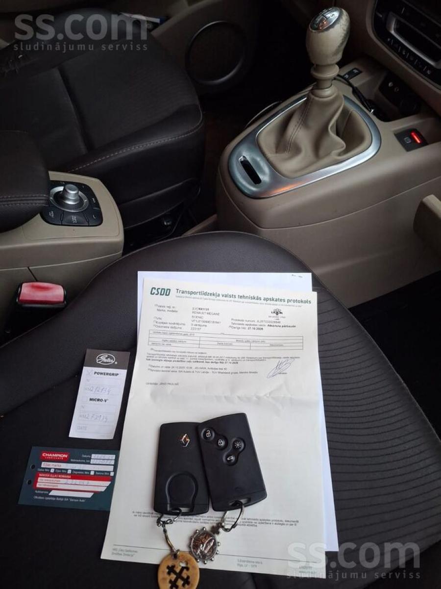 Brūns Renault Scenic 2011 Jelgava, ar dzinēja tilpumu 1.90 L un nobraukumu 241 tūkst. km par 4600 €, foto 17 vietnē AUTOMOTO.COM.LV