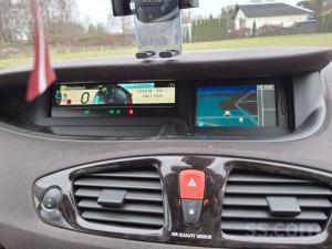 Brūns Renault Scenic 2011 Jelgava, ar dzinēja tilpumu 1.90 L un nobraukumu 241 tūkst. km par 4600 €, foto 23 vietnē AUTOMOTO.COM.LV