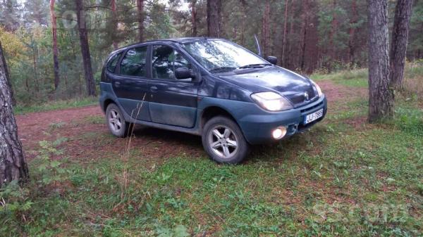 Green Renault Scenic 2001 in Rezekne, with an engine capacity of 1.90 L and mileage of 278 thousand km for 1400 €, photo 3 on AUTOMOTO.COM.LV