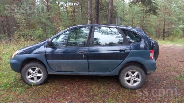 Green Renault Scenic 2001 in Rezekne, with an engine capacity of 1.90 L and mileage of 278 thousand km for 1400 €, photo 4 on AUTOMOTO.COM.LV