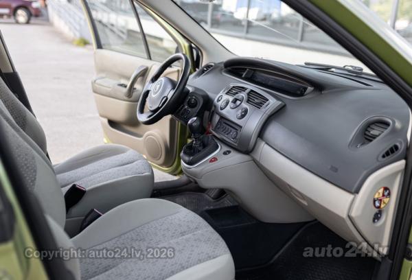 Green Renault Scenic 2007 in Tallinn, with an engine capacity of 1.50 L and mileage of 109 thousand km for 1999 €, photo 7 on AUTOMOTO.COM.LV