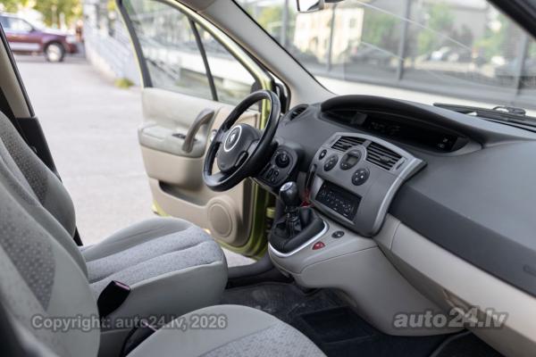 Green Renault Scenic 2007 in Tallinn, with an engine capacity of 1.50 L and mileage of 109 thousand km for 1999 €, photo 9 on AUTOMOTO.COM.LV