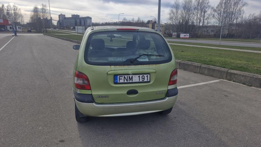 Green Renault Scenic 2000 in Panevezys, with an engine capacity of 1.90 L and mileage of 219 thousand km for 850 €, photo 5 on AUTOMOTO.COM.LV
