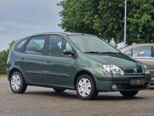 Green Renault Scenic 2002 in Grobiņa, with an engine capacity of 1.60 L and mileage of 101 thousand km for 2000 €, photo 4 on AUTOMOTO.COM.LV