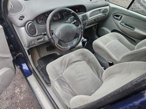 Zaļš Renault Scenic 2003 Vilkaviškis, ar dzinēja tilpumu 1.90 L un nobraukumu 288 tūkst. km par 800 €, foto 8 vietnē AUTOMOTO.COM.LV