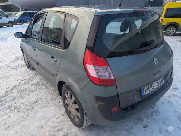 Zaļš Renault Scenic 2004 Viļņa, ar dzinēja tilpumu 1.87 L un nobraukumu 169 tūkst. km par 600 €, foto 7 vietnē AUTOMOTO.COM.LV