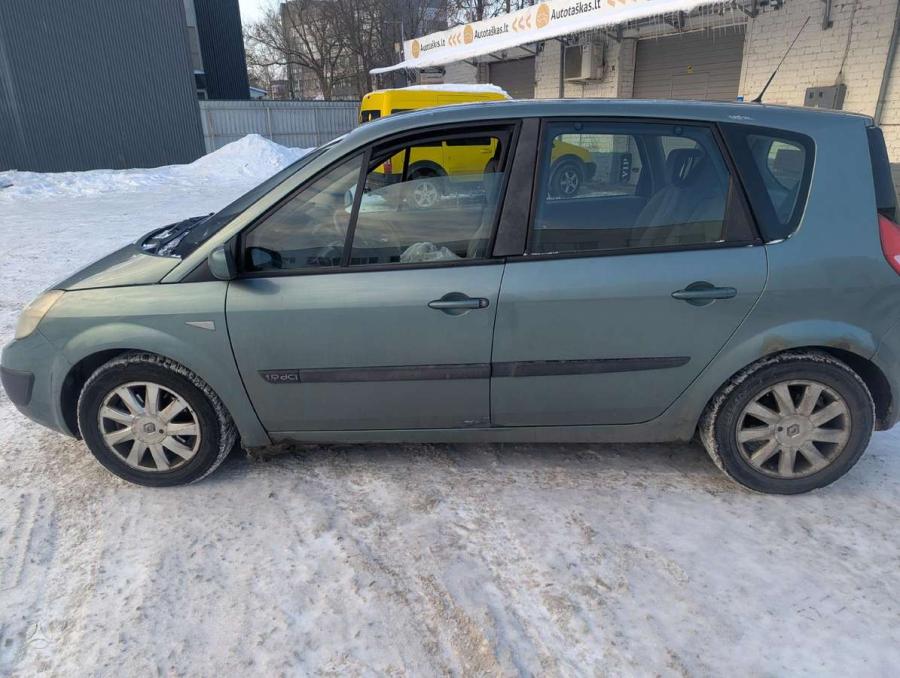 Green Renault Scenic 2004 in Vilnius, with an engine capacity of 1.87 L and mileage of 169 thousand km for 600 €, photo 8 on AUTOMOTO.COM.LV