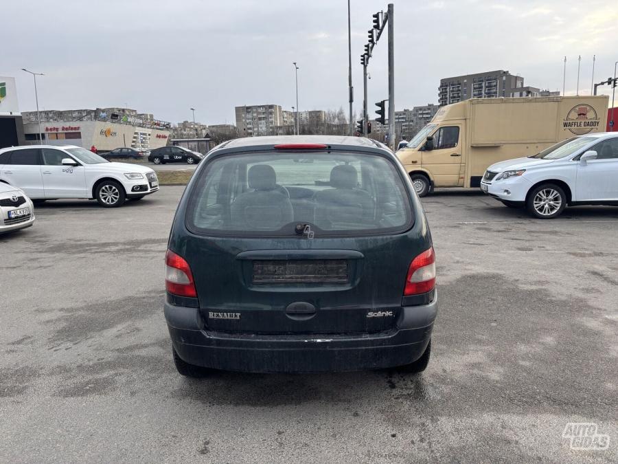 Zaļš Renault Scenic 2004 Viļņa, ar dzinēja tilpumu 1.90 L un nobraukumu 300 tūkst. km par 380 €, foto 6 vietnē AUTOMOTO.COM.LV