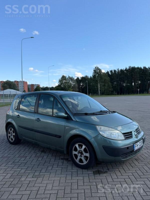 Renault Scenic 2004 Valmiera vietnē Zaļš Renault Scenic 2004 Valmiera, ar dzinēja tilpumu 1.50 L un nobraukumu 254 tūkst. km par 1050 €, foto 3 vietnē AUTOMOTO.COM.LV