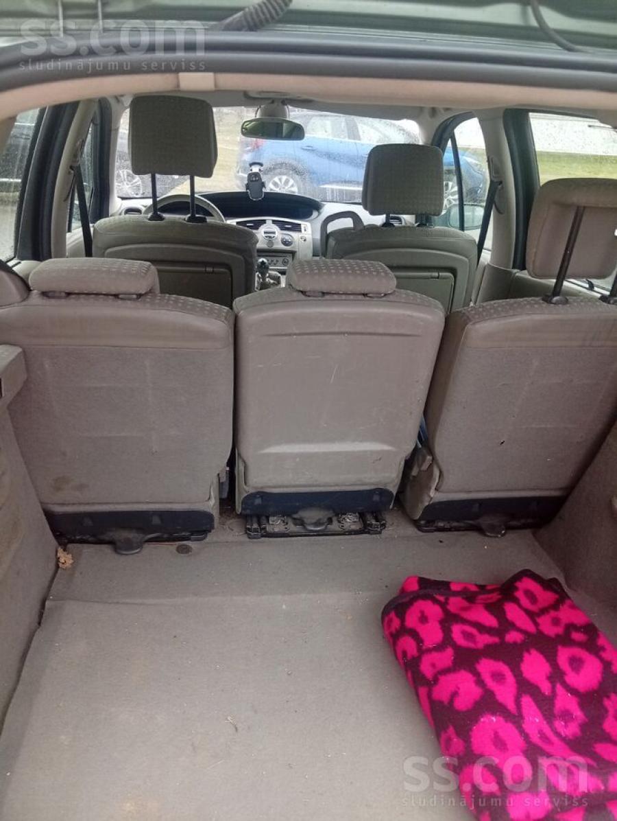 Zaļš Renault Scenic 2005 Jūrmala, ar dzinēja tilpumu 1.90 L un nobraukumu 429 tūkst. km par 550 €, foto 5 vietnē AUTOMOTO.COM.LV