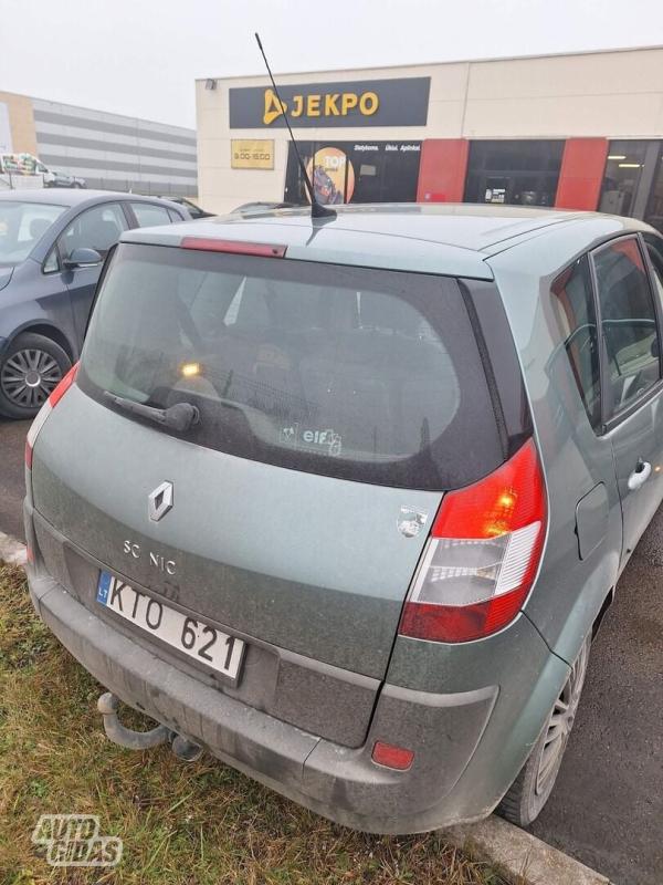 Zaļš Renault Scenic 2006 Šauļi, ar dzinēja tilpumu 2.00 L un nobraukumu 250 tūkst. km par 1450 €, foto 4 vietnē AUTOMOTO.COM.LV